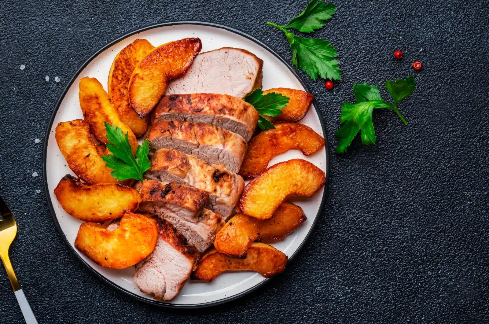Peaches & Whiskey Pork Tenderloin | Fischer & Wieser Peaches & Whiskey Pork Tenderloin | Fischer & Wieser